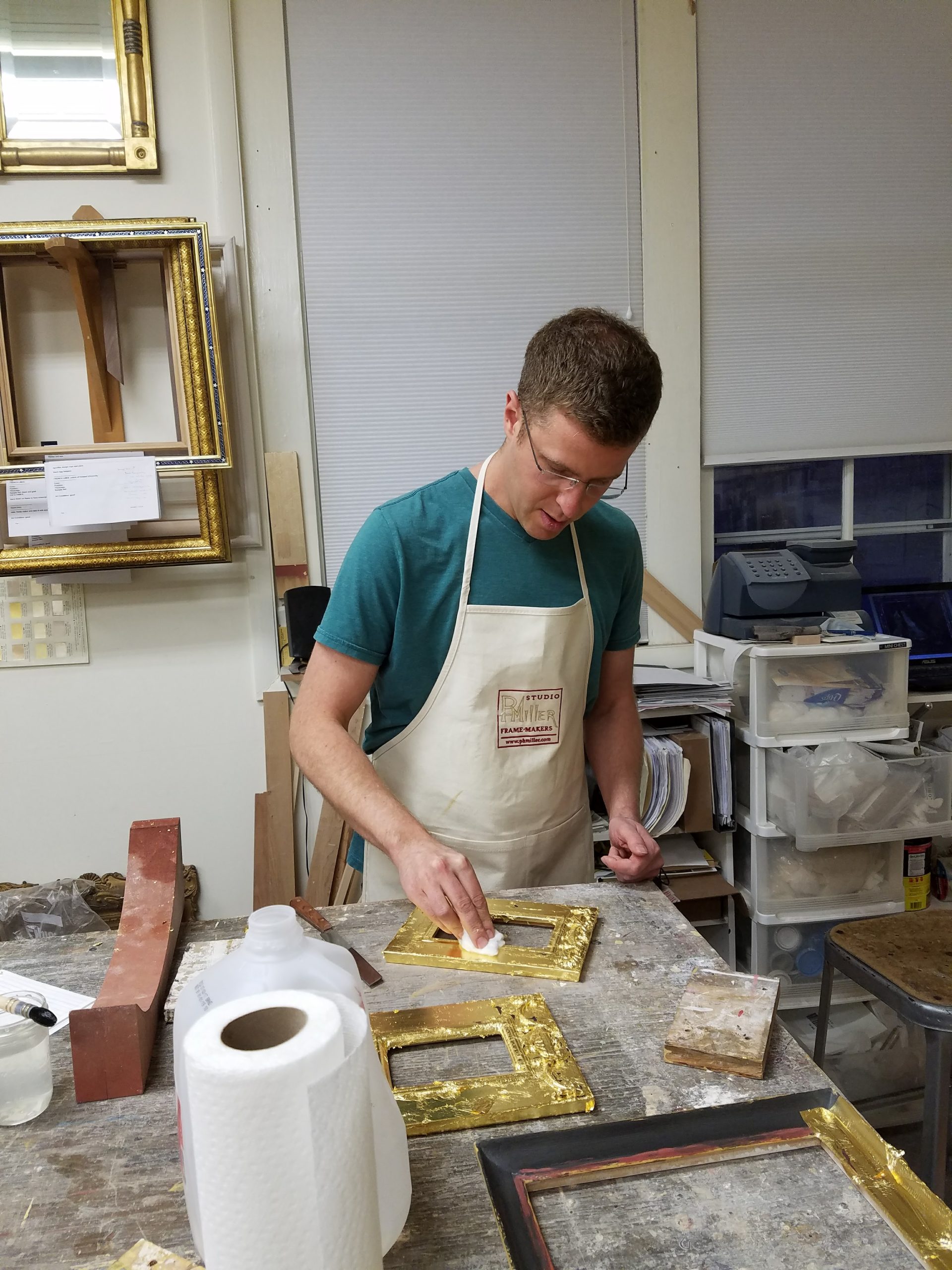Introduction to Water Gilding Workshop – P H Miller Frame Studio